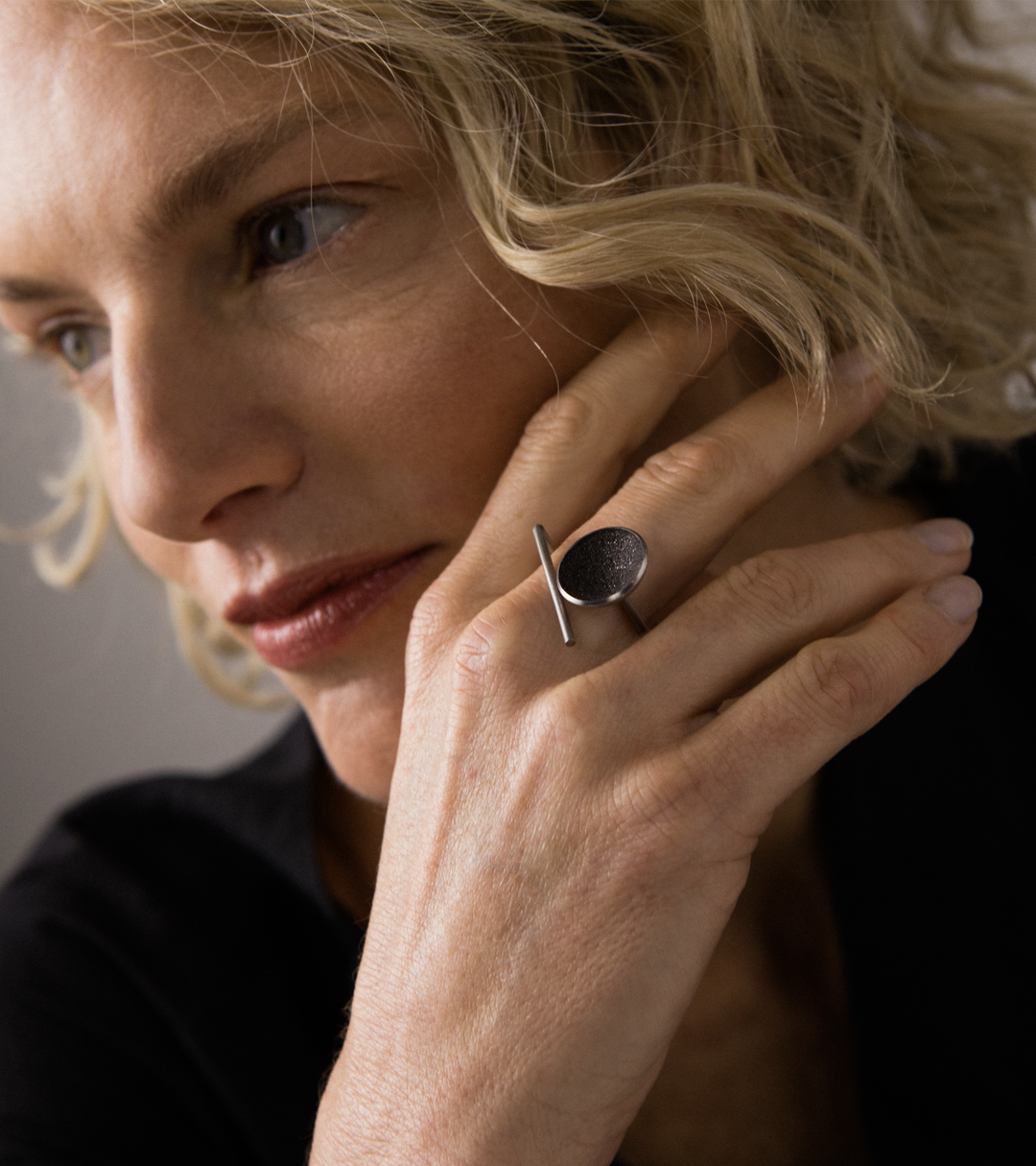 Diamond Dust and Concrete | Corvus Ring – KONZUK